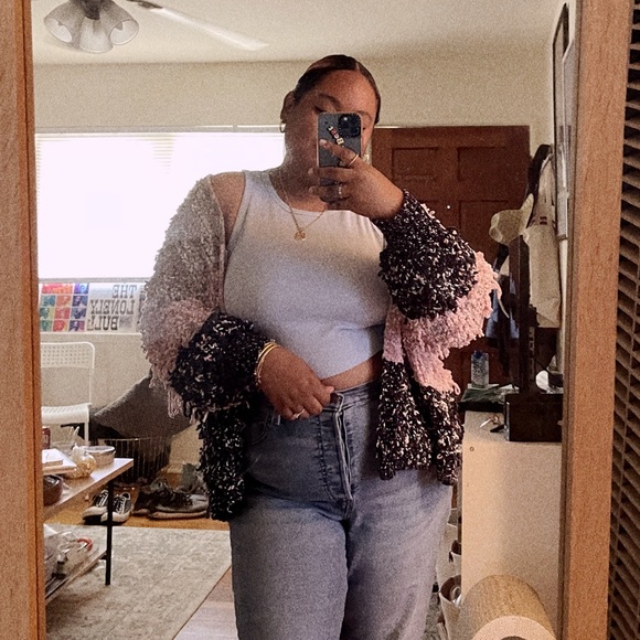 Katie's Closet (@lyfe_styles) | Poshmark